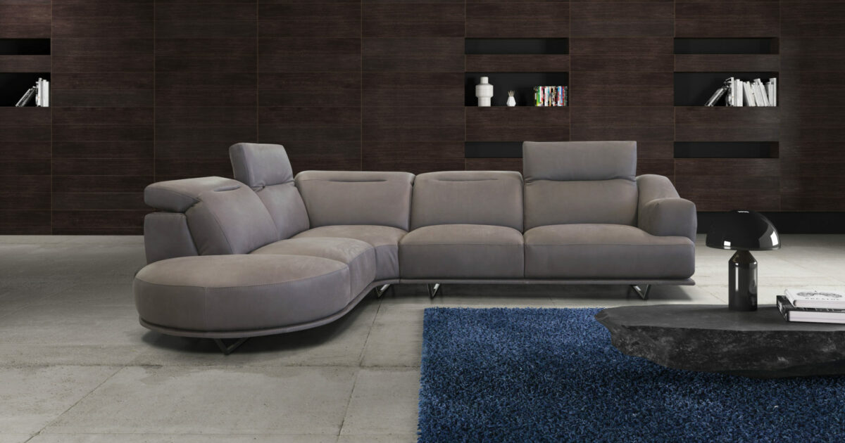 FELLINI Sofa by Rossini • Bradfords Interiors